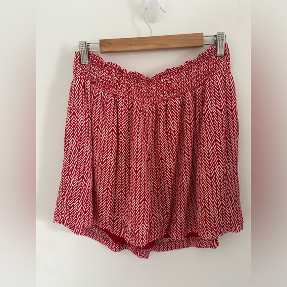 Knox Rose | Shorts | Knox Rose Red White Pattern Shorts | Poshmark
